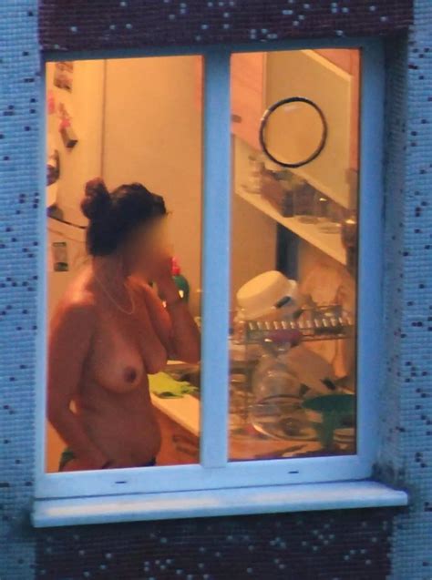 Фото подглядывания за соседкой