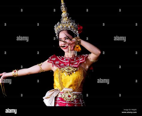 Thai Finger Dance Fotos Und Bildmaterial In Hoher Auflösung Alamy