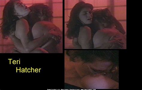 Teri Hatcher Nuda ~30 Anni In The Cool Surface
