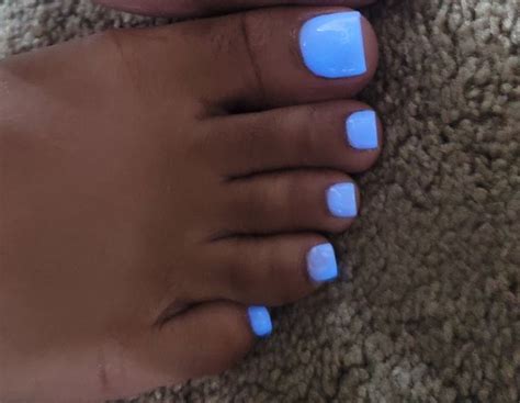 Glow In The Dark Toesss 💅🏾 ️ Purple Toe Nails Acrylic Toe Nails Blue Toe Nails