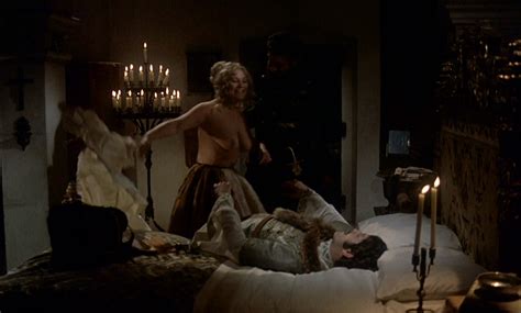 Andrea Lawrence Nua Em Countess Dracula