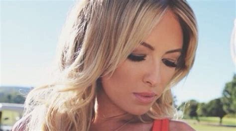 Paulina Gretzkys Butt Is Front And Centre In New Instagram Photo Huffpost Style