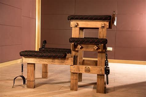 Custom Bondage Restraint Furniture Breeding Bench Kinky Bondage Flogging Bench Restraints