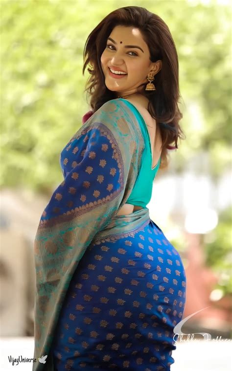 Veera Simha Reddy Movie Actress Honey Rose Hot Back Stills In Saree Shakes Internet Honey Rose