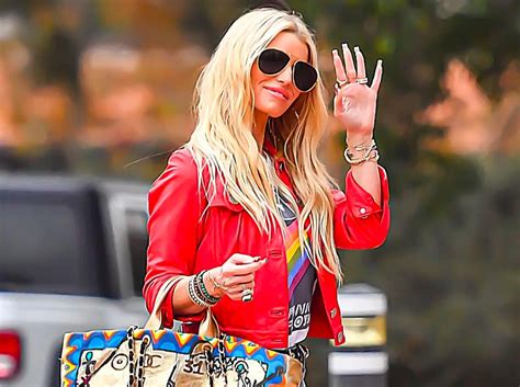 Jessica Simpson Slammed After Looking Unrecognizable In Photoshoot