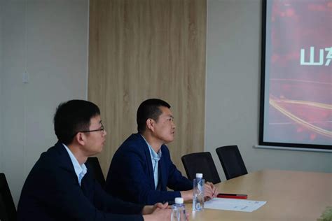 山东现代学院与山东顺丰速运有限公司举行校企合作沟通会 工学院