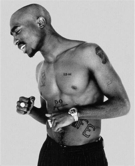 Pin By 96 ♡ On 2pac Tupac Shakur Tupac Tupac Makaveli