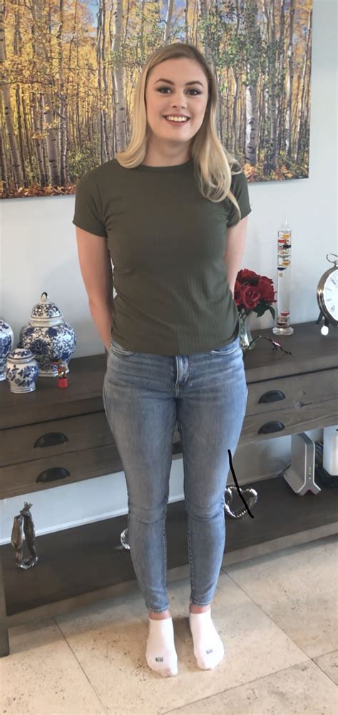 Tw Pornstars Extedcollegegirls™️ 🎓 Twitter 👩🏼‍🎓 Introducing 𝓐𝓂𝒷𝑒𝓇 Who Just Turned 18
