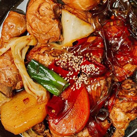 국내산 춘천 안동찜닭 1 2kg 우동사리 세트 HOTTRACKS