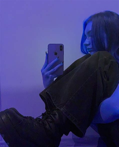 Grunge Mirror Selfie Grunge Mirror Selfie Emo