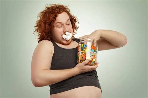 Extreme Insertions How Overstuffing Your Mouth Is Dangerous