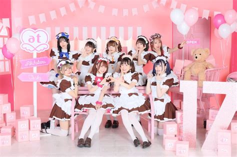 World 1 Maid Idol From Japan Legendary Maid Hitomi Wows Southeast Asia With A Special
