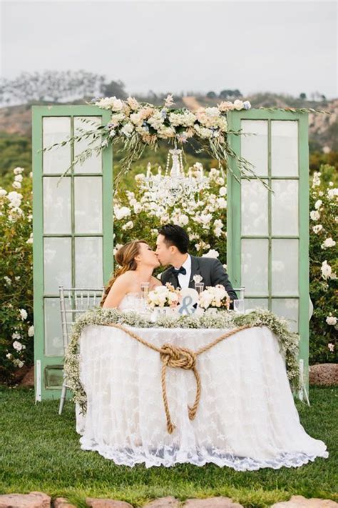 60 Romantic Vintage Sweetheart Table Ideas Beauty Of Wedding Sweetheart Table Decor