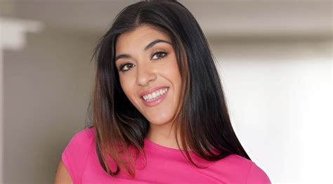 Aubrey Babcock Actress Wiki Age Height Weight Career Net Worth Photos And More