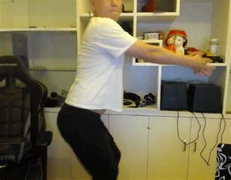 药水哥挥拳 动图 动态图库网