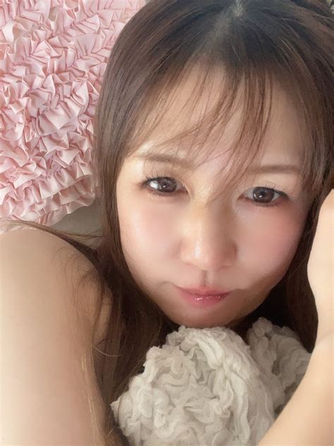 こんにちは 今週は、地場から始まりました。 0時出勤なので、もう帰宅🏠しております ˙꒳˙ﾉ ちょっと教えて。 あなたの会社、室内のドラレコ付いてますか？ お疲れ様でした🫶 今週も、ご