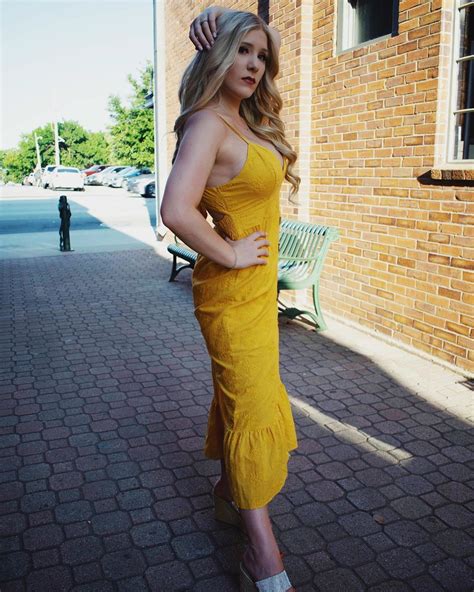 Brianna ~ Youtuber On Instagram Pretending I Know How To Model ” Model Fashion Summer Dresses