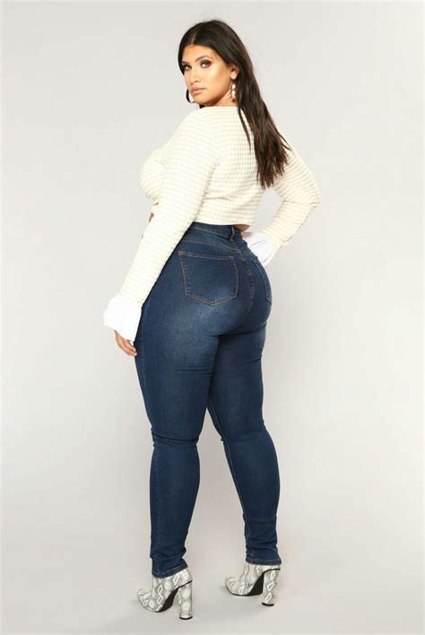 Pin By Drmetalhead On Latecia Thomas Outfit Fashion Plus Size Womens Clothing Beautiful Jeans