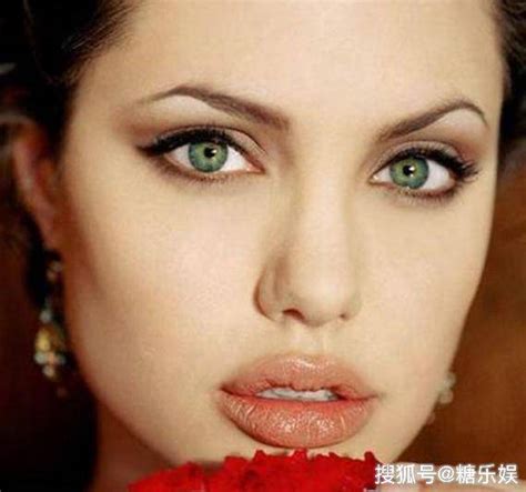 外国人为什么喜欢厚唇的女人？国内哪些女明星符合他们的审美观？嘴唇
