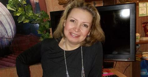 Незважаючи на те що я не люблю свою невістку я терплю її оскільки вона дружина мого сина та