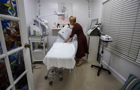 Sex Trafficking At Massage Parlors Police Raid Spas Convictions Rare