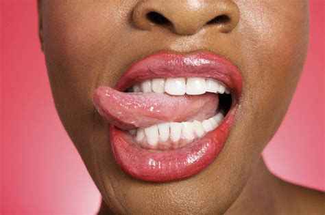 Stick Out Your Tongue Heres What Your Tongue Color Really Means Where