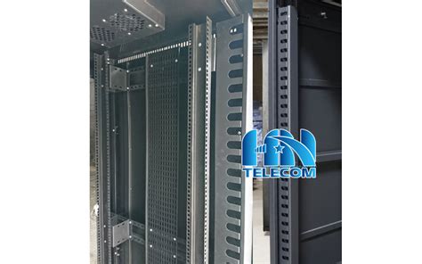 Thanh quản lý cáp dọc và quản lý cáp ngang Chọn cái nào
