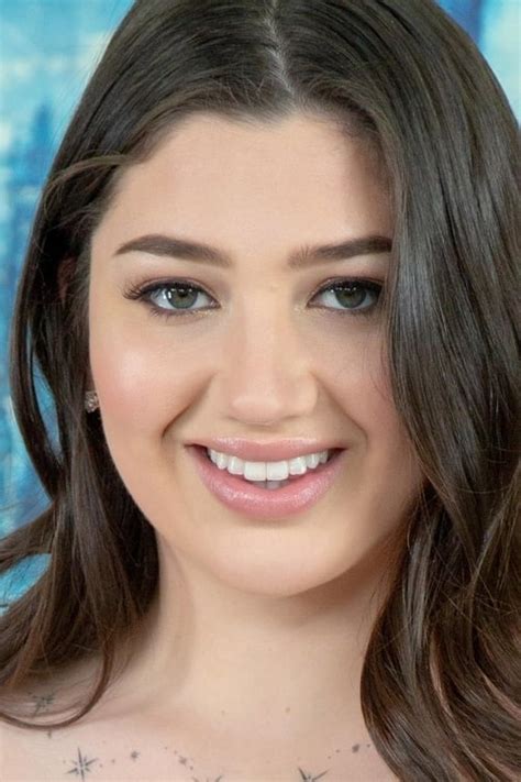 Alyx Star Profile Images — The Movie Database Tmdb