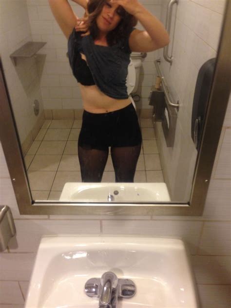 Allie Goertz The Fappening Nude Leaked 32 Photos The Fappening