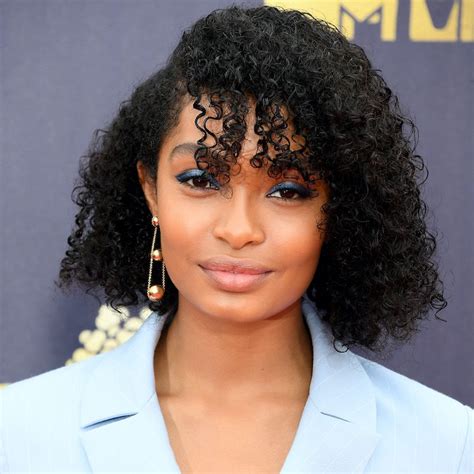 Blunt Cut Bob Curly The Ultimate Guide To This Versatile Hairstyle Leandrojs21