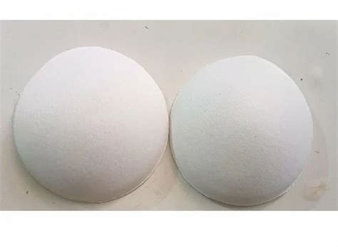 Round White Thermo Foam Bra Cups Plain At Rs 10set In New Delhi Id 2851508907291
