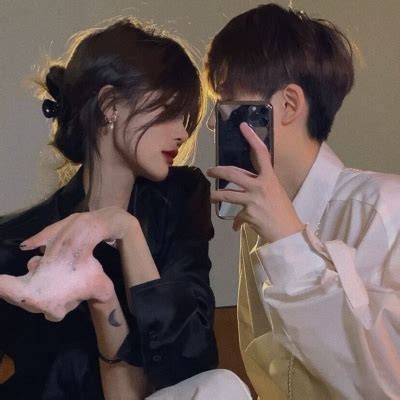 属于玫瑰的盛夏永远不会缺席 情侣头像 我要个性网