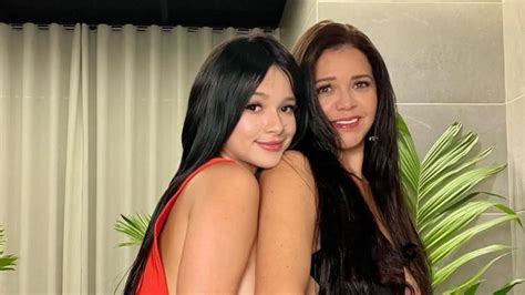 Madre e hija la nueva sensación de OnlyFans