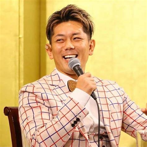 【prive Design Suit】オーダースーツサロンはinstagramを利用しています「・ ・ 皇治選手のrizen参戦会見👑 Prive」 In 2024