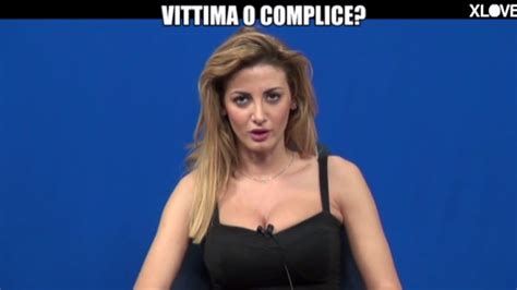 Rosy Maggiulli Le Iene Video porno falso Lei Che male c è