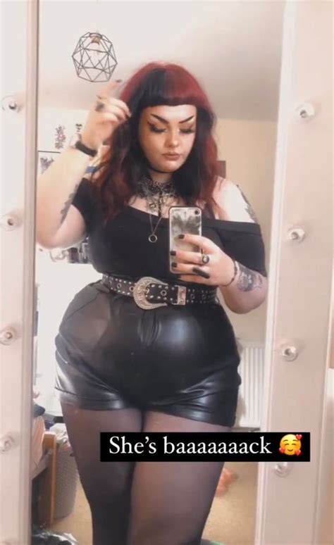Curvy Girl Fashion Dark Fashion Plus Size Fashion Alternative Outfits Alternative Fashion