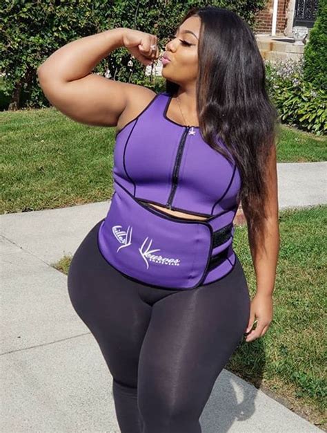 Pin By Gabriel Rodriguez Jr On Her Fan Club 18 Kamora Owens Wide Hip Women Black Beauty