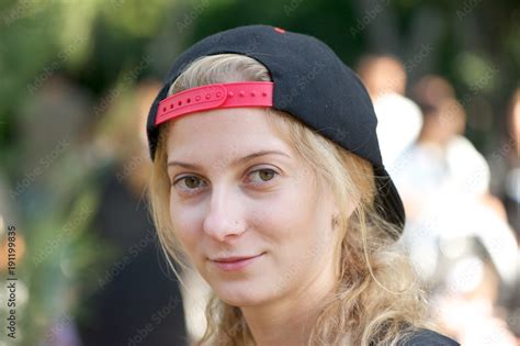 Girls Wearing Baseball Caps Backwards