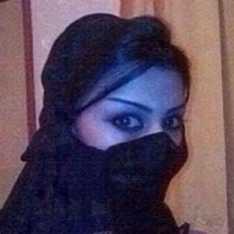 ديـوث اح فون On Twitter منو وده نديث بعض فون،، بسرعه