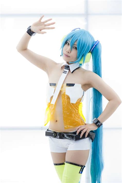 Pin On Hatsune Miku Cosplay