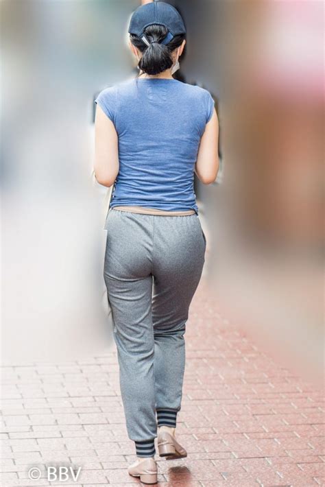 パンティライン街撮り投稿画像403枚and街撮りピタパン Free Download Nude Photo Gallery