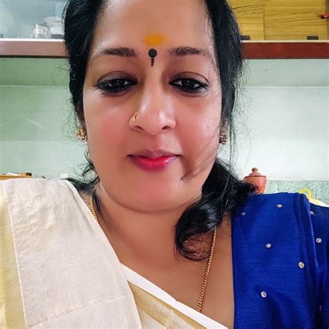 Bindu Priya A Passionate Teacher Who Is Confident In Handling Cbse Icse Igcse And Kerala