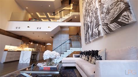Stunning Manhattan Spacious Living Room Ny Video Tour In Comments Oc 2880 × 1612 Rroomporn