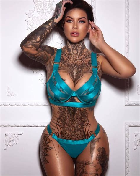 Whats The Name Of This Brunette With Big Tits And Tattoos Donna Wildcard 1088577