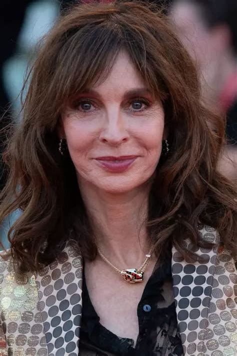 Anne Parillaud pourquoi elle a voulu arrêter sa carrière