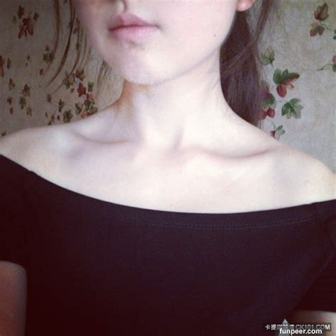 小小年紀就那麼兇國小E罩杯童顏巨乳正妹十早最新私照曝光 100P