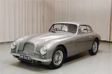 Aston Martin Db