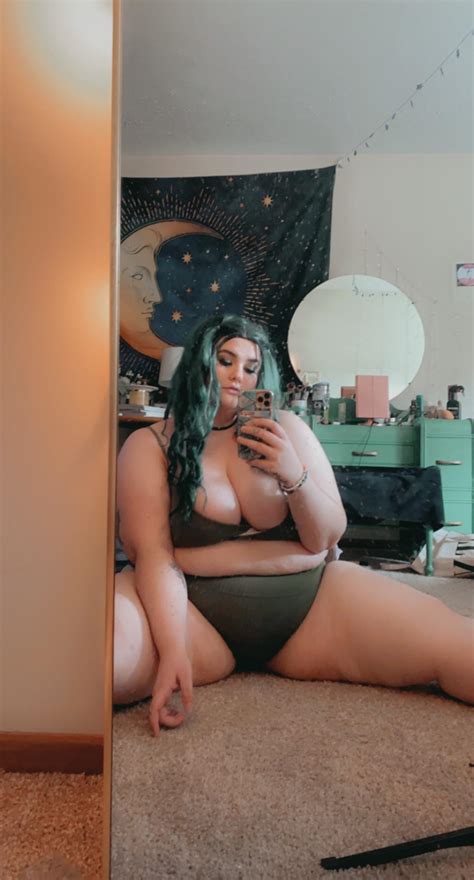 Pouting After Trying On Bikinis Scrolller