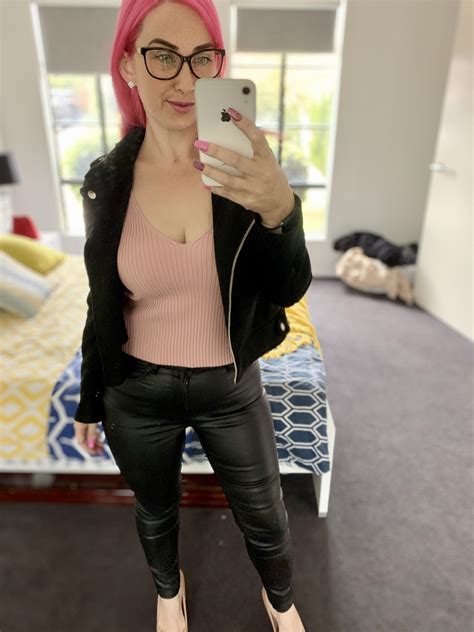 Feeling Confident Scrolller