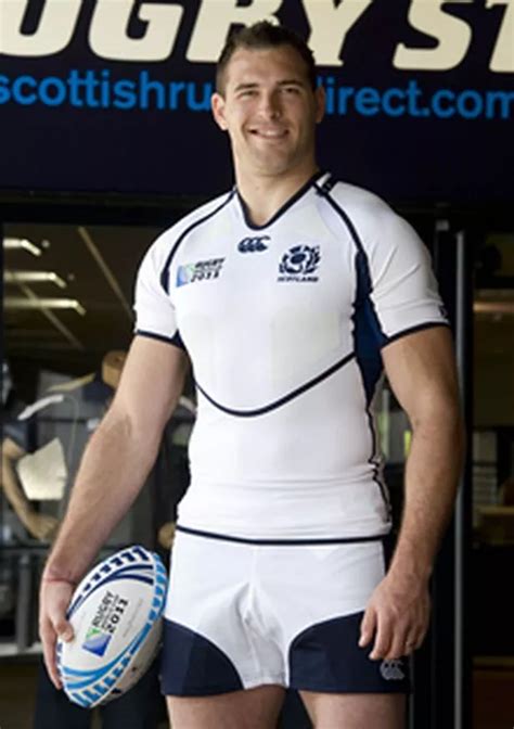 Six Nations Scotland Ace Sean Lamont Insists Rugby Can Kick You In